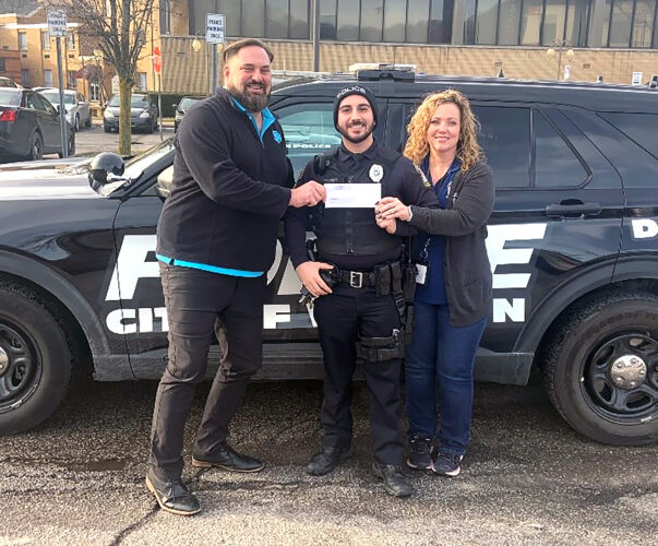 Valley Hospice employees donate to local charities | News, Sports, Jobs ...